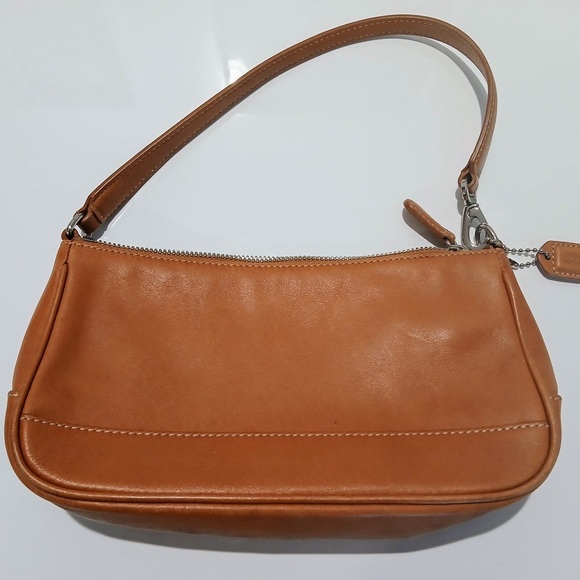 Coach | Bags | Coach Tan Leather Shoulder Bag With Classic Design ...